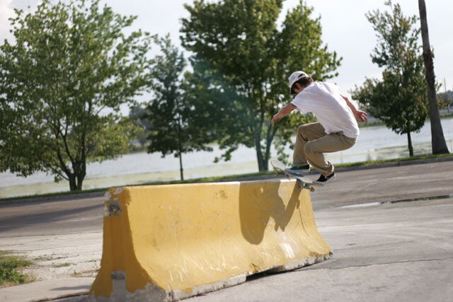 Aaron Austin - wallride to front board — Skatepark of Tampa