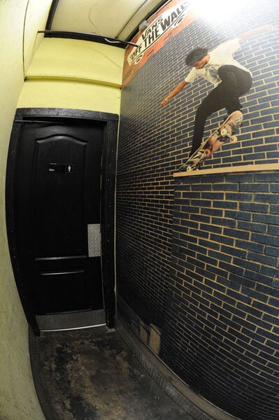 The entrance to the grand crapper — Skatepark of Tampa