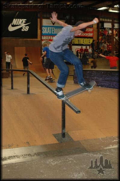 Who dat? Frontside noseblunt slide — Skatepark of Tampa