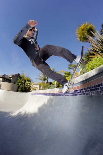 Ryan Clements - Pivot Fakie — Skatepark of Tampa