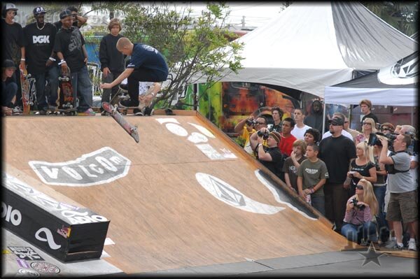 Shane Sheckler – 360 flip to fakie — Skatepark of Tampa