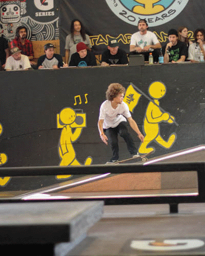 Nassim Guammaz - gap noseblunt slide — Skatepark of Tampa